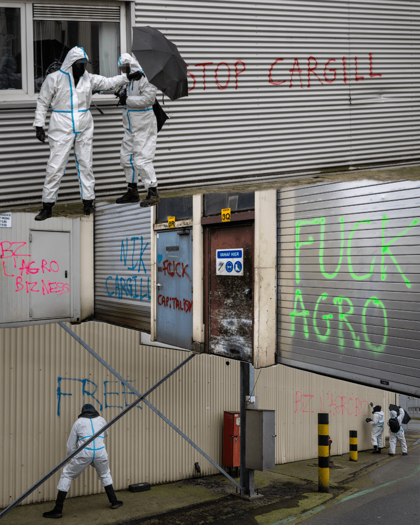 Code Rouge : 1 400 personnes bloquent et sabotent un géant de l’agro ...