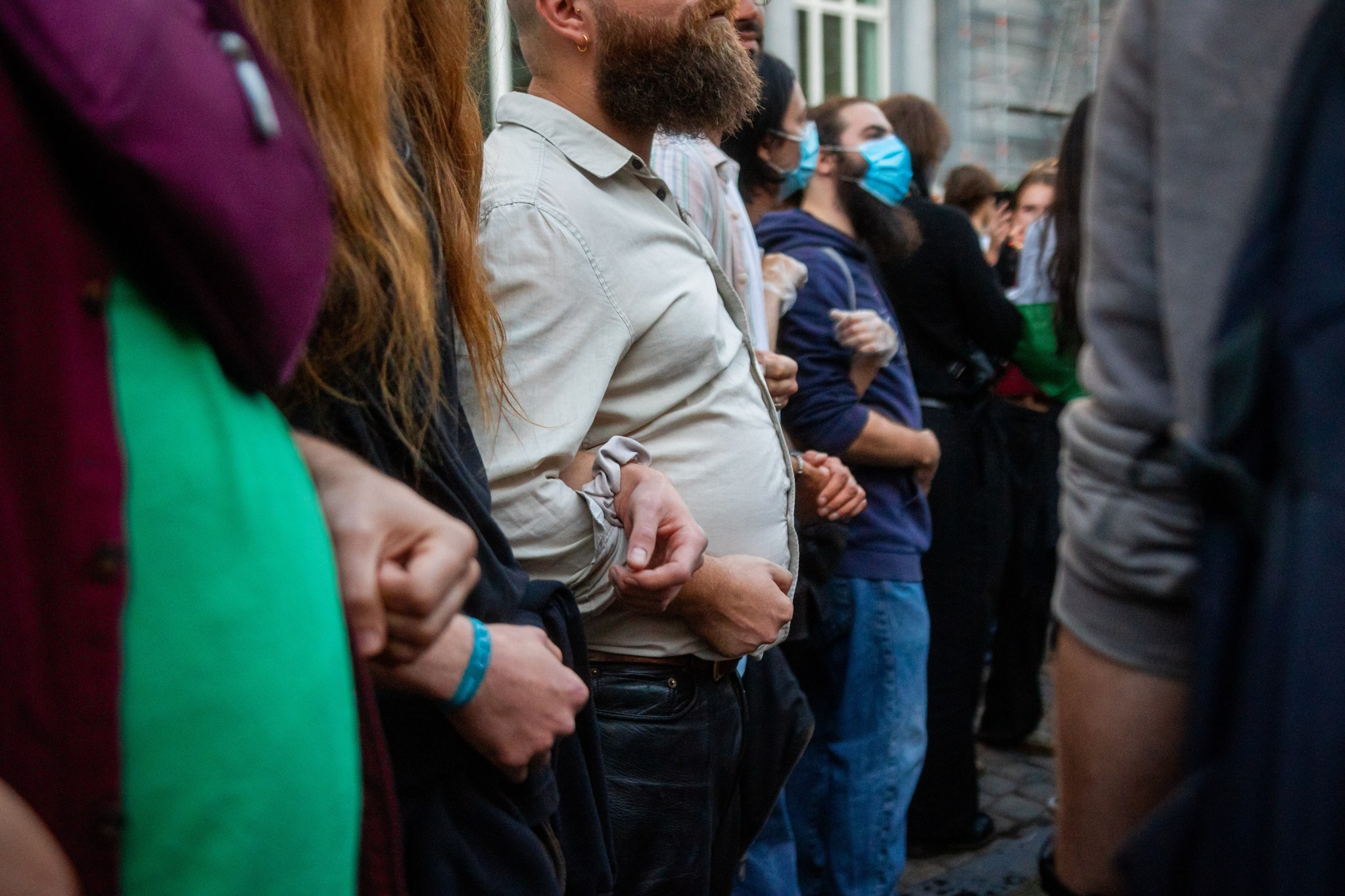 Antifascisme : plus de 600 manifestant·es bloquent la soirée du centre ...